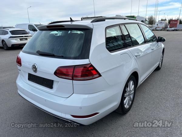White Volkswagen Golf 2020 in Tartu, with an engine capacity of 1.50 L and mileage of 210 thousand km for 9890 €, photo 4 on AUTOMOTO.COM.LV