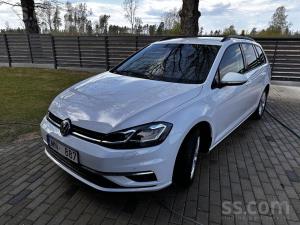 Balts Volkswagen Golf 2020 Rīga, ar dzinēja tilpumu 1.50 L un nobraukumu 75 tūkst. km par 13900 €, foto  vietnē AUTOMOTO.COM.LV