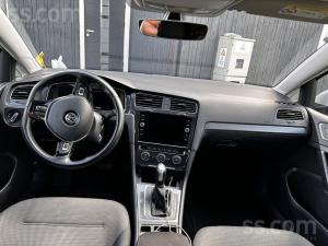 Balts Volkswagen Golf 2020 Rīga, ar dzinēja tilpumu 1.50 L un nobraukumu 75 tūkst. km par 13900 €, foto 5 vietnē AUTOMOTO.COM.LV