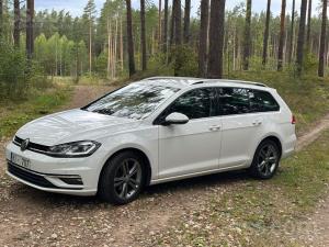 Balts Volkswagen Golf 2020 Rīga, ar dzinēja tilpumu 2.00 L un nobraukumu 213 tūkst. km par 10550 €, foto  vietnē AUTOMOTO.COM.LV