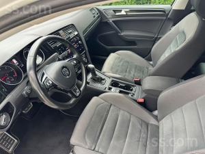 White Volkswagen Golf 2020 in Riga, with an engine capacity of 2.00 L and mileage of 213 thousand km for 10550 €, photo 9 on AUTOMOTO.COM.LV