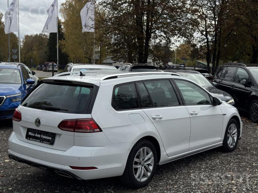 White Volkswagen Golf 2020 in Valmiera, with an engine capacity of 2.00 L and mileage of 234 thousand km for 11500 €, photo 7 on AUTOMOTO.COM.LV