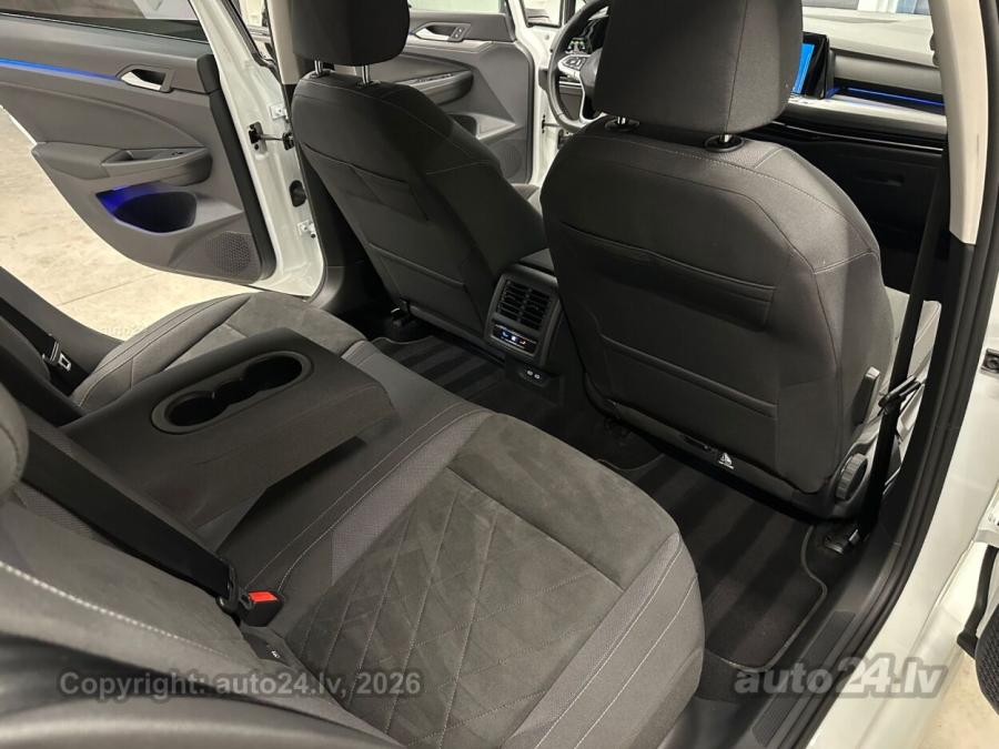 Balts Volkswagen Golf 2021 Tallina, ar dzinēja tilpumu 2.00 L un nobraukumu 199 tūkst. km par 15990 €, foto 12 vietnē AUTOMOTO.COM.LV