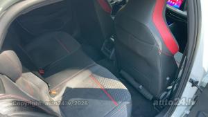 White Volkswagen Golf 2021 in Tallinn, with an engine capacity of 2.00 L and mileage of 83 thousand km for 31000 €, photo 12 on AUTOMOTO.COM.LV