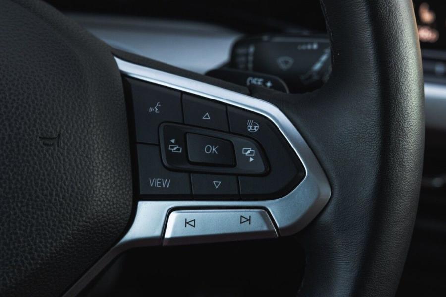 Balts Volkswagen Golf 2021 Ventspils, ar dzinēja tilpumu 2.00 L un nobraukumu 152 tūkst. km par 22500 €, foto 23 vietnē AUTOMOTO.COM.LV