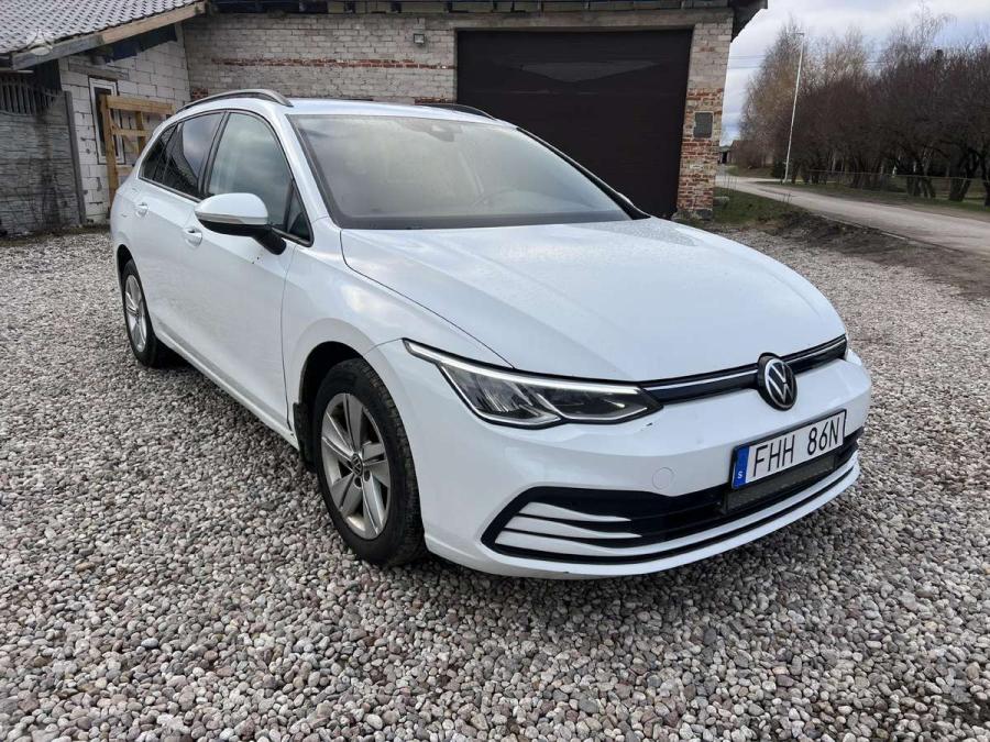 Balts Volkswagen Golf 2022 Marijampole, ar dzinēja tilpumu 1.97 L un nobraukumu 500 tūkst. km par 10250 €, foto 1 vietnē AUTOMOTO.COM.LV