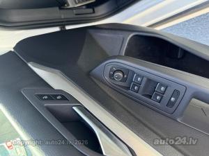 White Volkswagen Golf 2022 in Tallinn, with an engine capacity of 2.00 L and mileage of 175 thousand km for 22900 €, photo 15 on AUTOMOTO.COM.LV