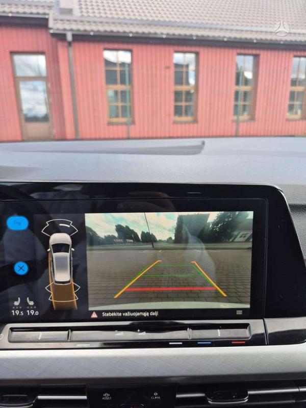 Balts Volkswagen Golf 2022 Šauļi, ar dzinēja tilpumu 1.97 L un nobraukumu 267 tūkst. km par 10900 €, foto 7 vietnē AUTOMOTO.COM.LV
