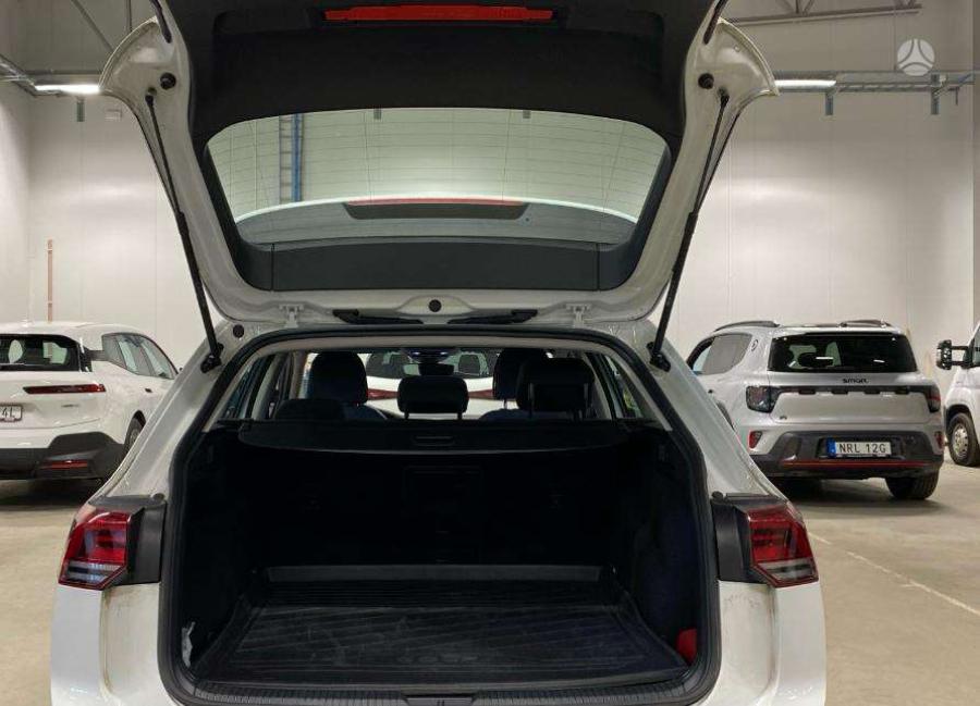 Balts Volkswagen Golf 2022 Viļņa, ar dzinēja tilpumu 1.50 L un nobraukumu 58 tūkst. km par 18275 €, foto 13 vietnē AUTOMOTO.COM.LV