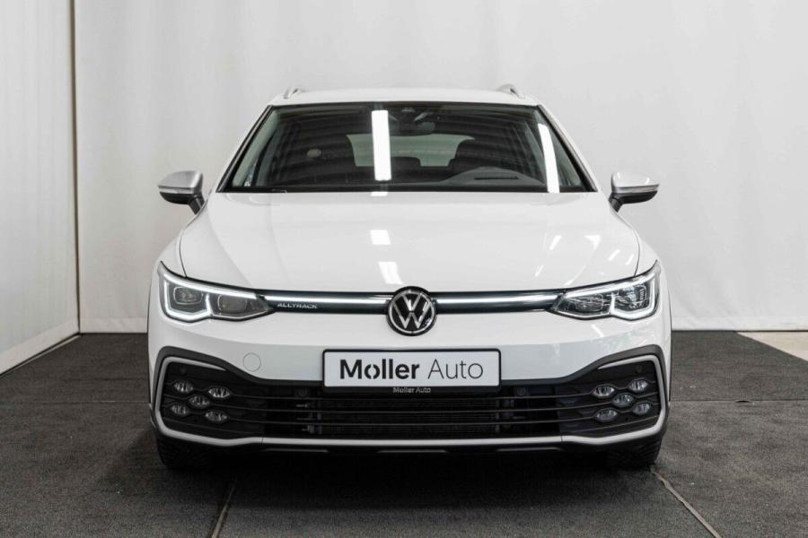 Balts Volkswagen Golf 2022 Tallina, ar dzinēja tilpumu 2.00 L un nobraukumu 175 tūkst. km par 22900 €, foto 3 vietnē AUTOMOTO.COM.LV