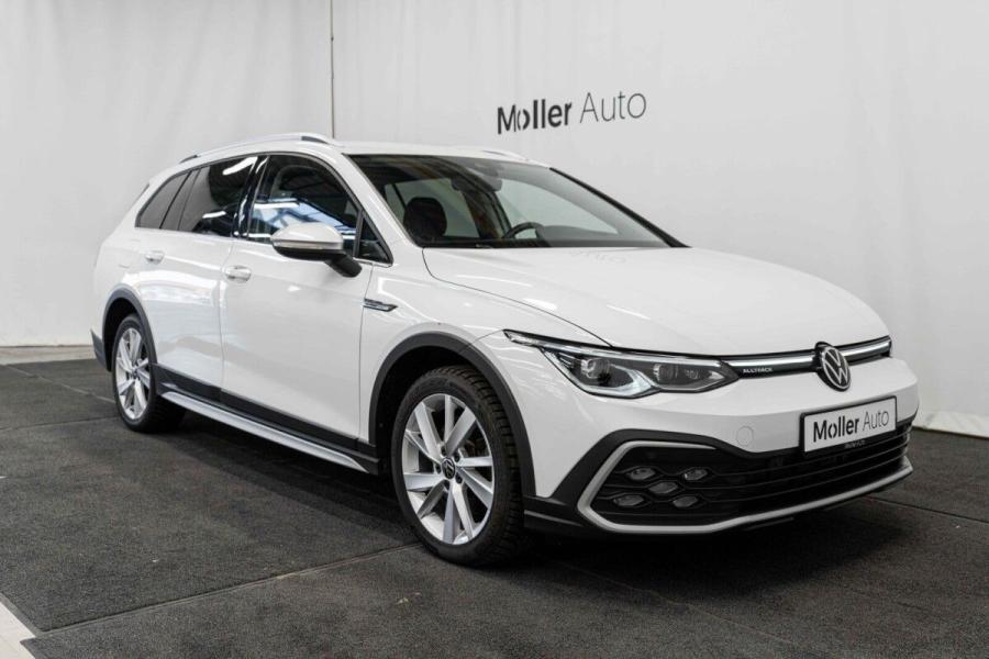 Balts Volkswagen Golf 2022 Tallina, ar dzinēja tilpumu 2.00 L un nobraukumu 175 tūkst. km par 22900 €, foto 5 vietnē AUTOMOTO.COM.LV