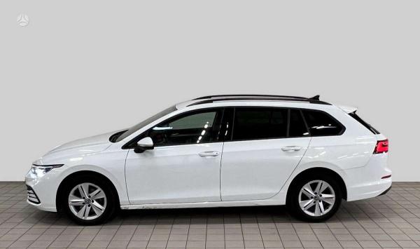 Balts Volkswagen Golf 2023 Kauņa, ar dzinēja tilpumu 1.97 L un nobraukumu 135 tūkst. km par 17700 €, foto 2 vietnē AUTOMOTO.COM.LV