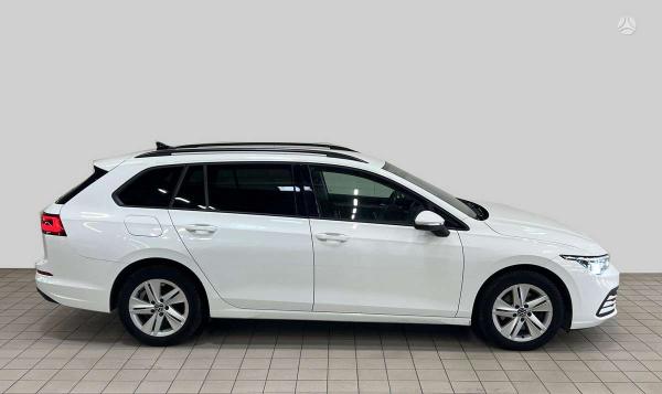 Balts Volkswagen Golf 2023 Kauņa, ar dzinēja tilpumu 1.97 L un nobraukumu 135 tūkst. km par 17700 €, foto 3 vietnē AUTOMOTO.COM.LV