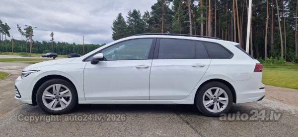 Balts Volkswagen Golf 2023 Pērnava, ar dzinēja tilpumu 1.50 L un nobraukumu 120 tūkst. km par 20999 €, foto 4 vietnē AUTOMOTO.COM.LV