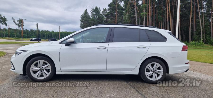 Balts Volkswagen Golf 2023 Pērnava, ar dzinēja tilpumu 1.50 L un nobraukumu 120 tūkst. km par 20999 €, foto 5 vietnē AUTOMOTO.COM.LV
