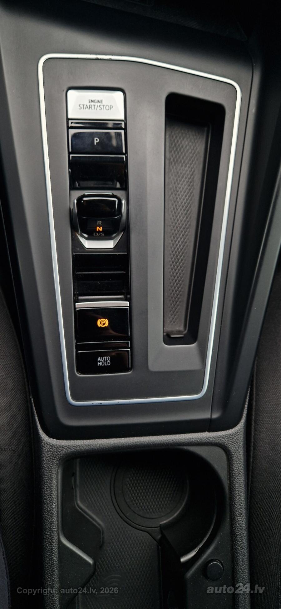 Balts Volkswagen Golf 2023 Pērnava, ar dzinēja tilpumu 1.50 L un nobraukumu 120 tūkst. km par 20999 €, foto 16 vietnē AUTOMOTO.COM.LV