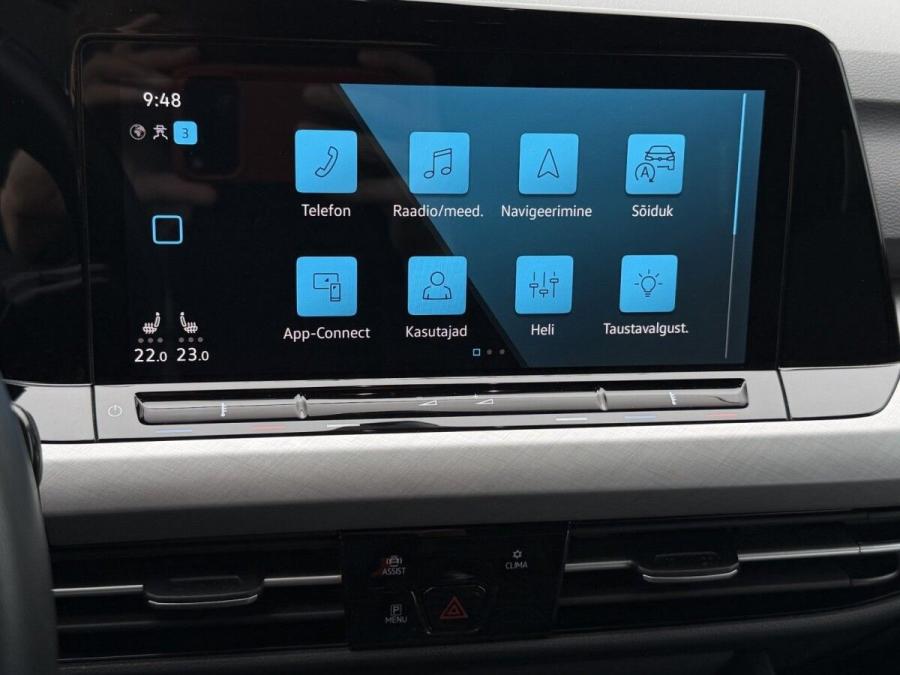 Balts Volkswagen Golf 2023 Pērnava, ar dzinēja tilpumu 1.50 L un nobraukumu 114 tūkst. km par 18850 €, foto 10 vietnē AUTOMOTO.COM.LV