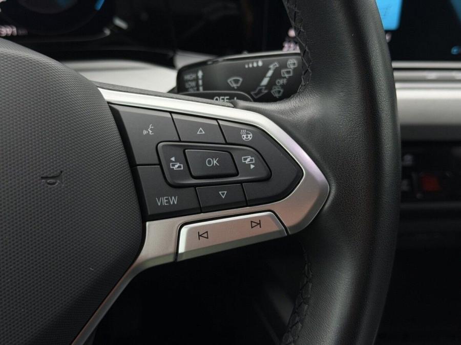 Balts Volkswagen Golf 2023 Pērnava, ar dzinēja tilpumu 1.50 L un nobraukumu 114 tūkst. km par 18850 €, foto 20 vietnē AUTOMOTO.COM.LV