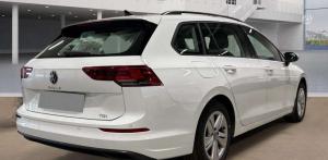 White Volkswagen Golf 2023 in Vilnius, with an engine capacity of 1.50 L and mileage of 51 thousand km for 18635 €, photo 3 on AUTOMOTO.COM.LV