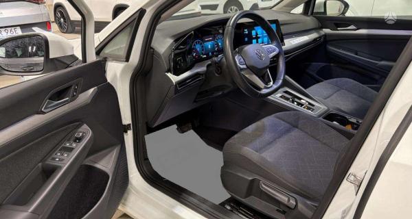 Balts Volkswagen Golf 2023 Viļņa, ar dzinēja tilpumu 1.50 L un nobraukumu 51 tūkst. km par 18635 €, foto 8 vietnē AUTOMOTO.COM.LV