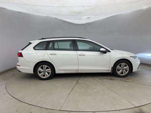Balts Volkswagen Golf 2023 Viļņa, ar dzinēja tilpumu 1.50 L un nobraukumu 8 tūkst. km par 21420 €, foto 4 vietnē AUTOMOTO.COM.LV