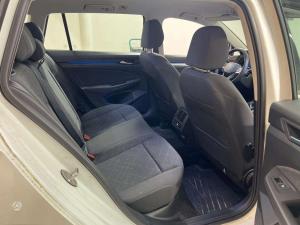 Balts Volkswagen Golf 2023 Viļņa, ar dzinēja tilpumu 1.50 L un nobraukumu 8 tūkst. km par 21420 €, foto 12 vietnē AUTOMOTO.COM.LV