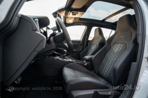 White Volkswagen Golf 2025 in Tartu, with an engine capacity of 1.50 L and mileage of 19 thousand km for 29900 €, photo 14 on AUTOMOTO.COM.LV