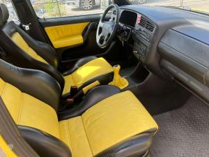 Yellow Volkswagen Golf 1995 in Marijampole, with an engine capacity of 1.98 L and mileage of 254 thousand km for 2999 €, photo 22 on AUTOMOTO.COM.LV