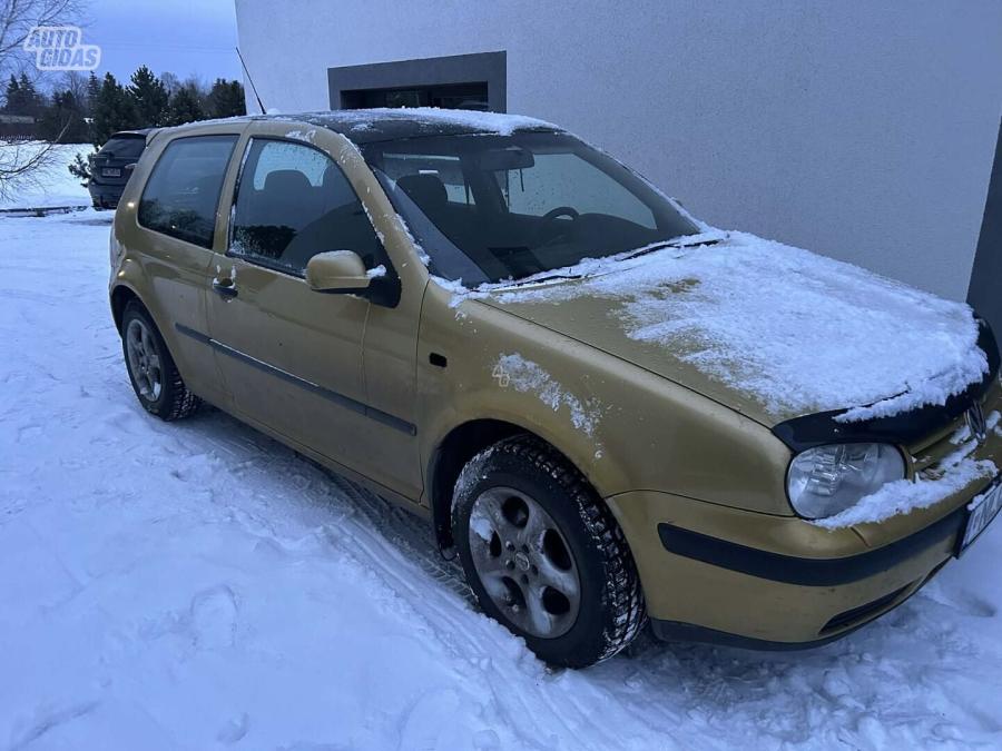Yellow Volkswagen Golf 1998 in Kaisiadorys, with an engine capacity of 1.90 L and mileage of 350 thousand km for 550 €, photo 2 on AUTOMOTO.COM.LV