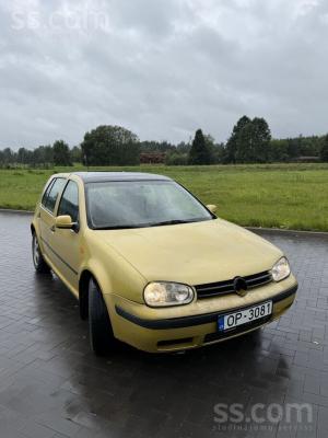 Yellow Volkswagen Golf 1998 in Kuldiga, with an engine capacity of 1.90 L and mileage of 378 thousand km for 600 €, photo 4 on AUTOMOTO.COM.LV
