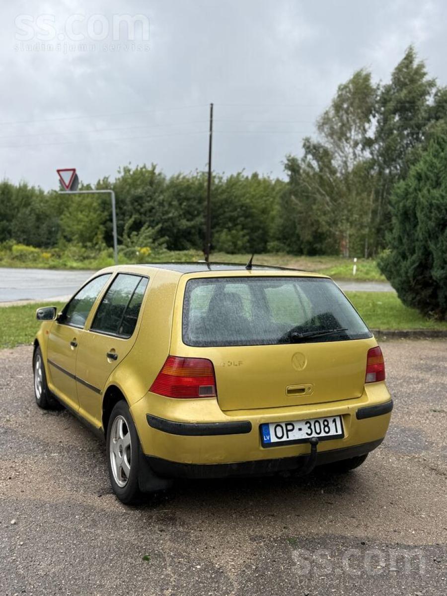 Yellow Volkswagen Golf 1998 in Kuldiga, with an engine capacity of 1.90 L and mileage of 378 thousand km for 600 €, photo 6 on AUTOMOTO.COM.LV