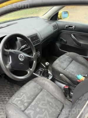 Yellow Volkswagen Golf 1998 in Kuldiga, with an engine capacity of 1.90 L and mileage of 378 thousand km for 600 €, photo 8 on AUTOMOTO.COM.LV