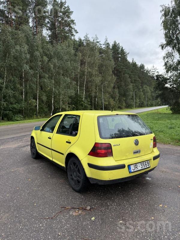 Dzeltens Volkswagen Golf 2000 Rīga, ar dzinēja tilpumu 1.90 L un nobraukumu 449 tūkst. km par 800 €, foto 3 vietnē AUTOMOTO.COM.LV