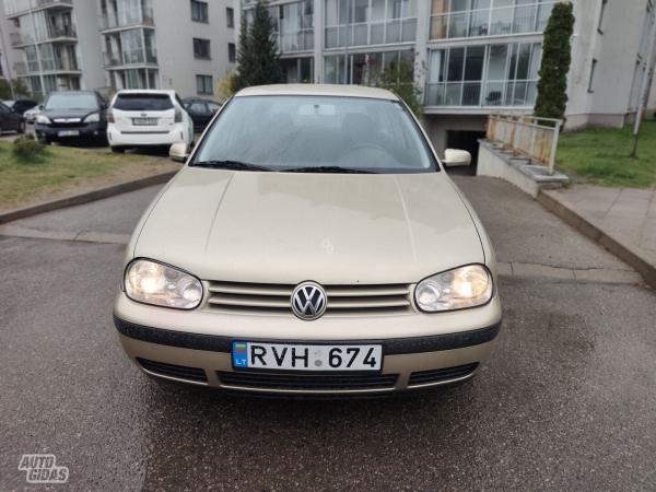 Dzeltens Volkswagen Golf 2001 Viļņa, ar dzinēja tilpumu 1.40 L un nobraukumu 103 tūkst. km par 1800 €, foto 3 vietnē AUTOMOTO.COM.LV