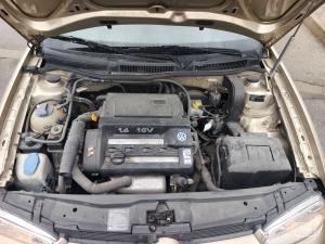 Yellow Volkswagen Golf 2001 in Vilnius, with an engine capacity of 1.40 L and mileage of 103 thousand km for 1800 €, photo 25 on AUTOMOTO.COM.LV