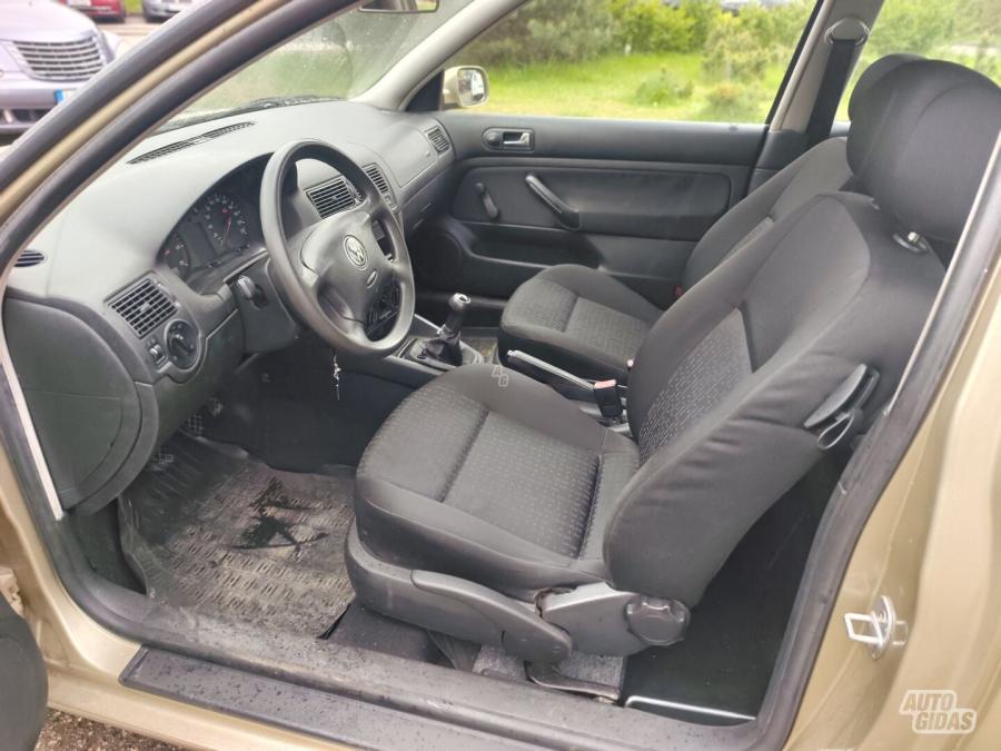 Dzeltens Volkswagen Golf 2001 Viļņa, ar dzinēja tilpumu 1.40 L un nobraukumu 103 tūkst. km par 1800 €, foto 14 vietnē AUTOMOTO.COM.LV