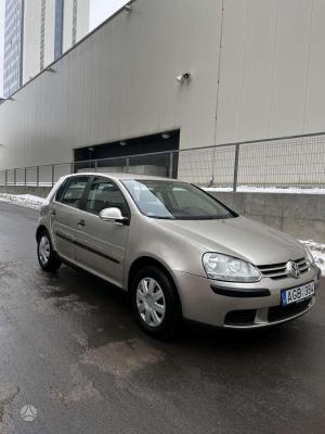 Yellow Volkswagen Golf 2004 in Vilnius, with an engine capacity of 1.60 L and mileage of 183 thousand km for 750 €, photo  on AUTOMOTO.COM.LV