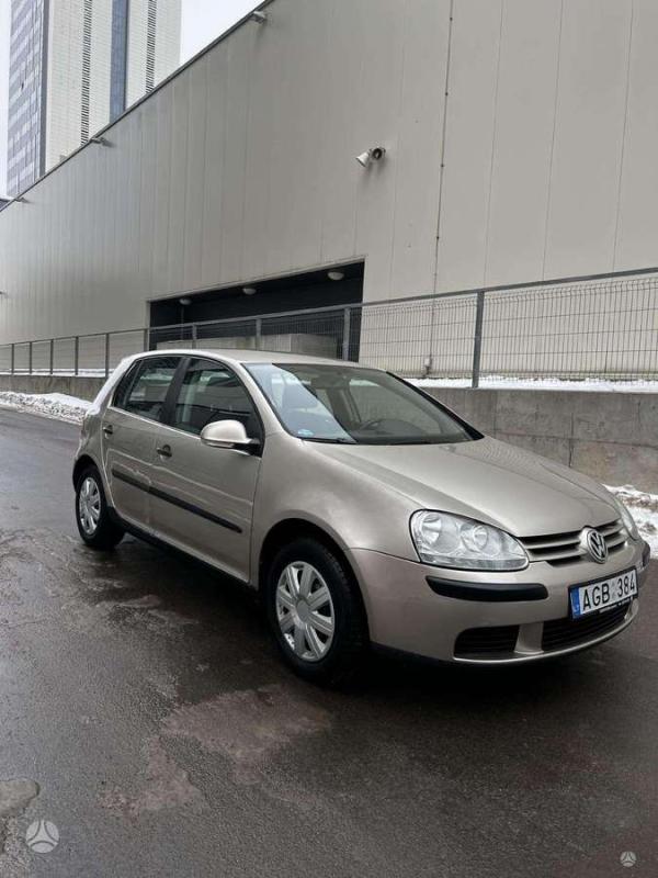 Dzeltens Volkswagen Golf 2004 Viļņa, ar dzinēja tilpumu 1.60 L un nobraukumu 181 tūkst. km par 1150 €, foto 9 vietnē AUTOMOTO.COM.LV