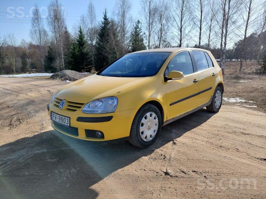 Yellow Volkswagen Golf 2006 in Aizkraukle, with an engine capacity of 1.90 L and mileage of 358 thousand km for 700 €, photo 1 on AUTOMOTO.COM.LV