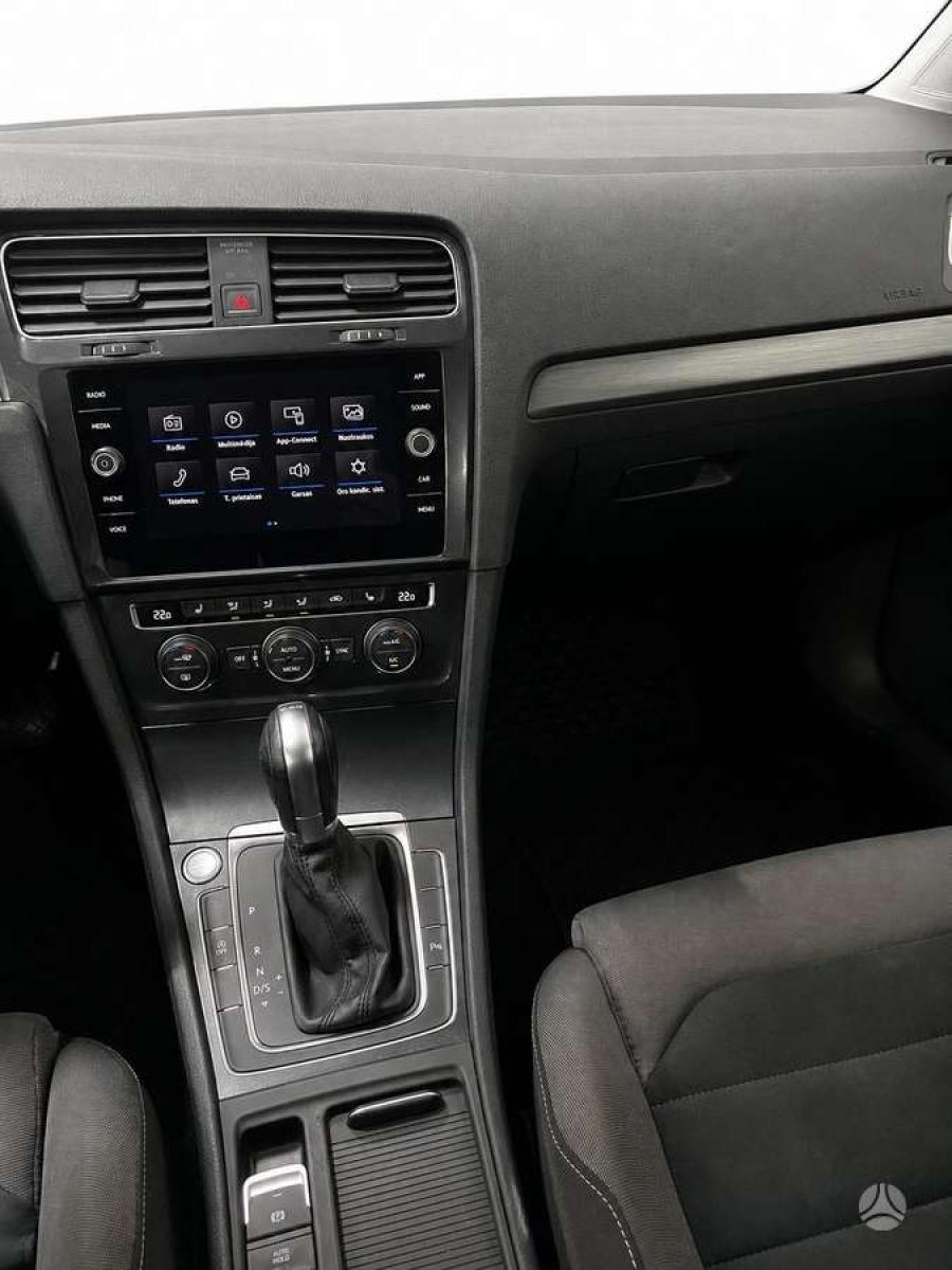 Dzeltens Volkswagen Golf 2017 Kauņa, ar dzinēja tilpumu 1.40 L un nobraukumu 128 tūkst. km par 12700 €, foto 12 vietnē AUTOMOTO.COM.LV