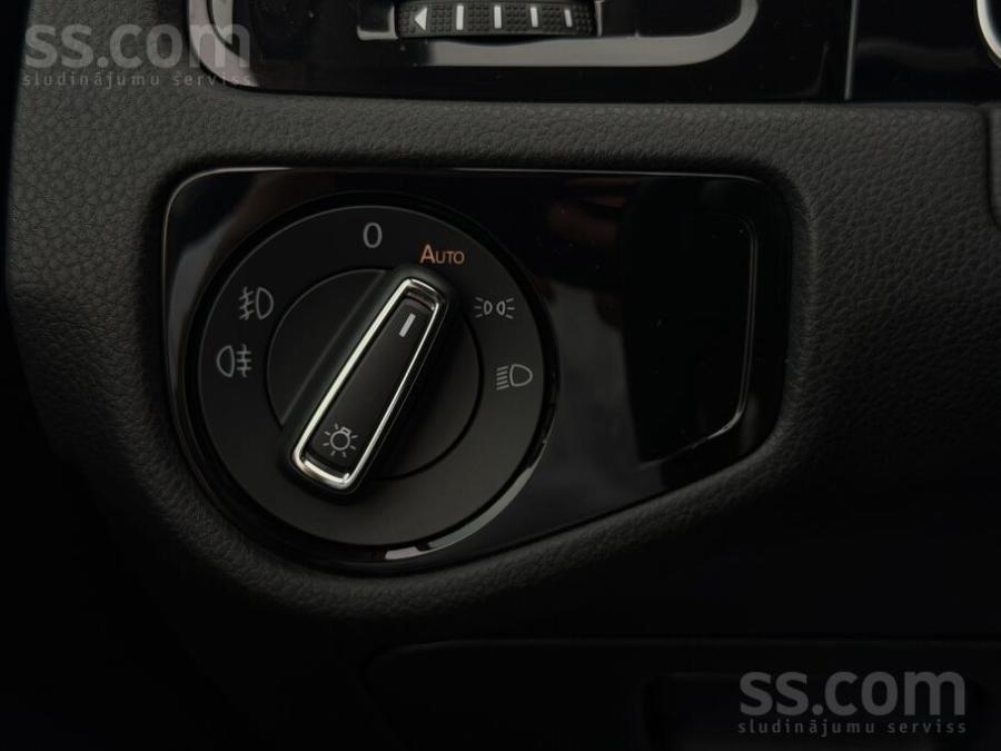 Dzeltens Volkswagen Golf 2018 Jelgava, ar dzinēja tilpumu 2.00 L un nobraukumu 259 tūkst. km par 10900 €, foto 22 vietnē AUTOMOTO.COM.LV