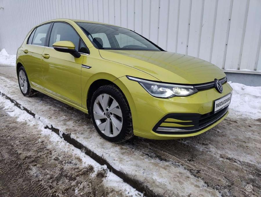 Yellow Volkswagen Golf 2020 in Vilnius, with an engine capacity of 1.50 L and mileage of 71 thousand km for 19300 €, photo 1 on AUTOMOTO.COM.LV