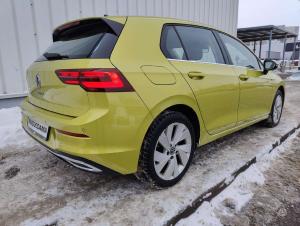 Yellow Volkswagen Golf 2020 in Vilnius, with an engine capacity of 1.50 L and mileage of 71 thousand km for 19300 €, photo 2 on AUTOMOTO.COM.LV