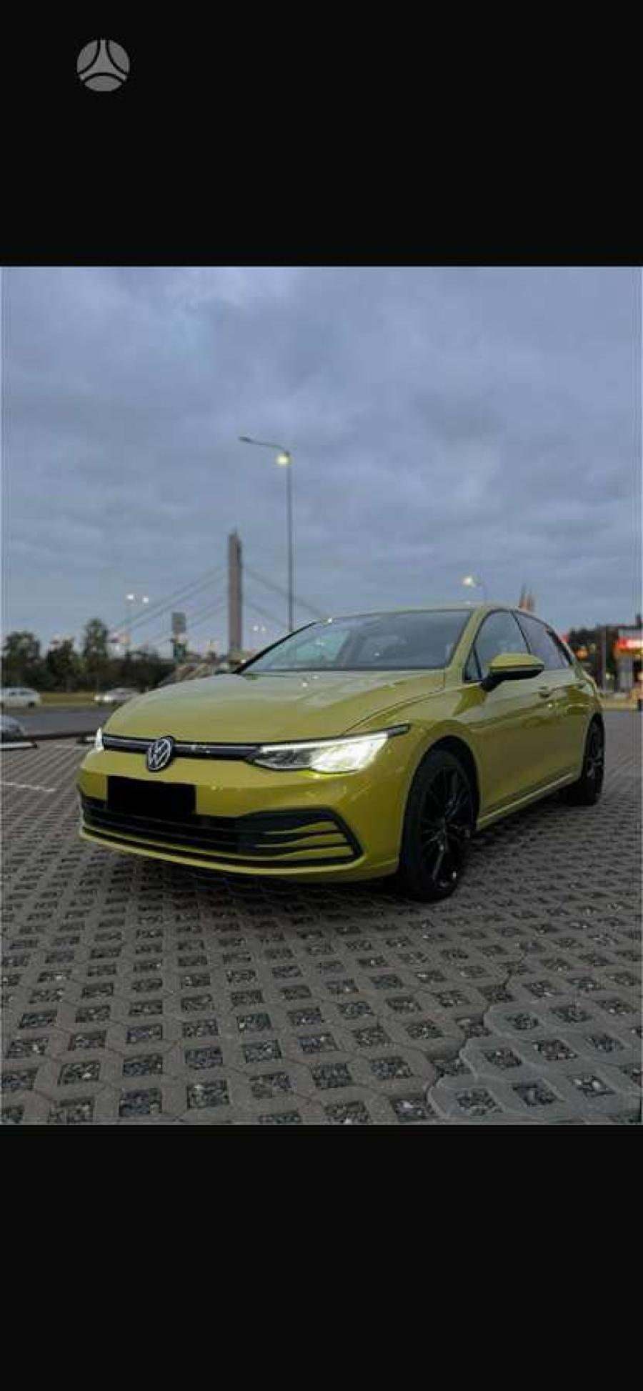Yellow Volkswagen Golf 2021 in Kaunas, with an engine capacity of 1.50 L and mileage of 110 thousand km for 18500 €, photo 1 on AUTOMOTO.COM.LV