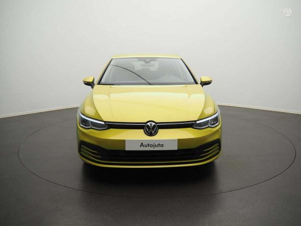 Dzeltens Volkswagen Golf 2022 Viļņa, ar dzinēja tilpumu 1.50 L un nobraukumu 98 tūkst. km par 17500 €, foto 2 vietnē AUTOMOTO.COM.LV