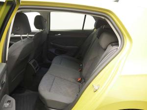 Yellow Volkswagen Golf 2022 in Vilnius, with an engine capacity of 1.50 L and mileage of 98 thousand km for 17500 €, photo 14 on AUTOMOTO.COM.LV