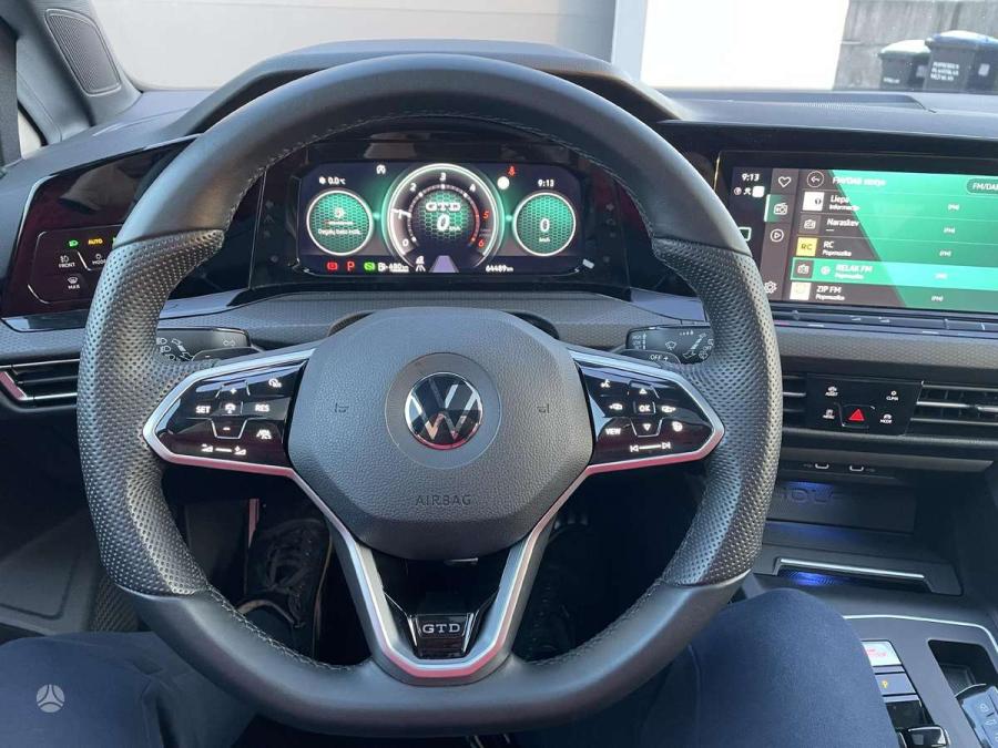 Dzeltens Volkswagen Golf 2022 Jurbarkas, ar dzinēja tilpumu 2.00 L un nobraukumu 66 tūkst. km par 24850 €, foto 17 vietnē AUTOMOTO.COM.LV