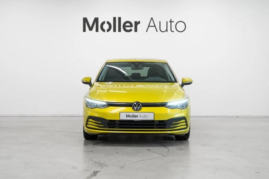 Dzeltens Volkswagen Golf 2022 Viļņa, ar dzinēja tilpumu 1.50 L un nobraukumu 106 tūkst. km par 17900 €, foto 6 vietnē AUTOMOTO.COM.LV