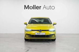 Yellow Volkswagen Golf 2022 in Vilnius, with an engine capacity of 1.50 L and mileage of 106 thousand km for 17900 €, photo 6 on AUTOMOTO.COM.LV