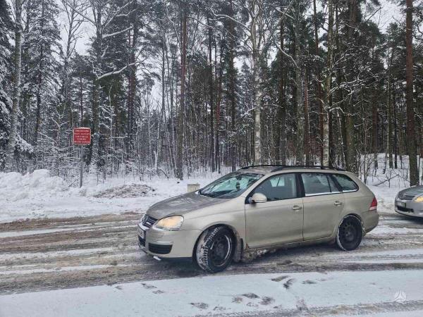 Dzeltens Volkswagen Golf 2008 Šilutė, ar dzinēja tilpumu 1.90 L un nobraukumu 350 tūkst. km par 1600 €, foto 5 vietnē AUTOMOTO.COM.LV